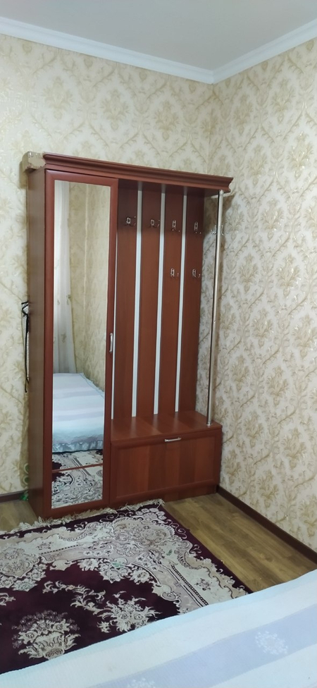 Yunusobod 17kv 2 xona Sharoitlari bor Srochno