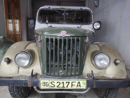 GAZ 69 srochni sotiladi
