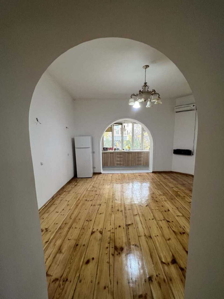 Срочно продается 3/2/2 квартира 80 м2 ул.Моштабиб   Ор-р:ГУВД    (МНМ)