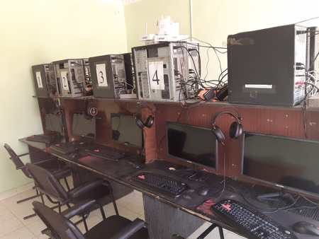 Game club kompyuterxona tayyor ishlab turibti