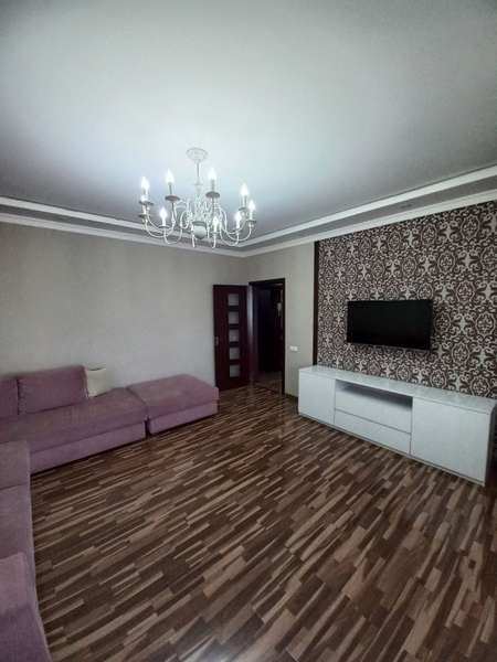 Юнусабад_4кв Ориентир:Круг Автосалон 2/5/9 Еврорем 57м²Меб+Тех Готовая