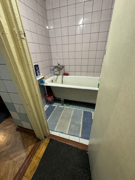Продается Юнусабад 15 2/1/5 Улучшенка