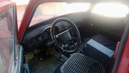 Жигули  01 1979 красний