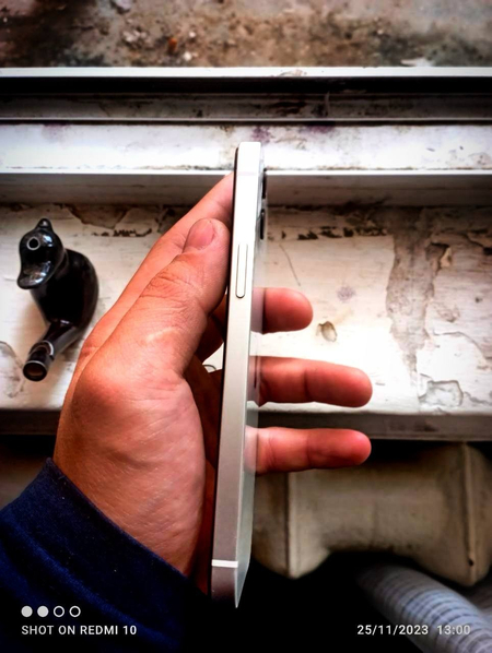 Iphone 12 sotiladi