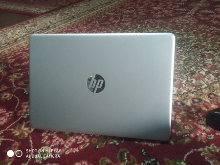 Sotiladi hp core i3 10 th gen