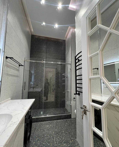 Toshkent city Boulevar
3/7/8. 100 кв м 
Всё удобства есть