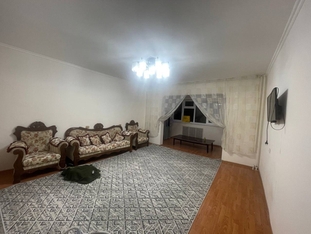 Kvartira parkent bozorini orqasida 400$ 2 xonali uy ijaraga qoyiladi