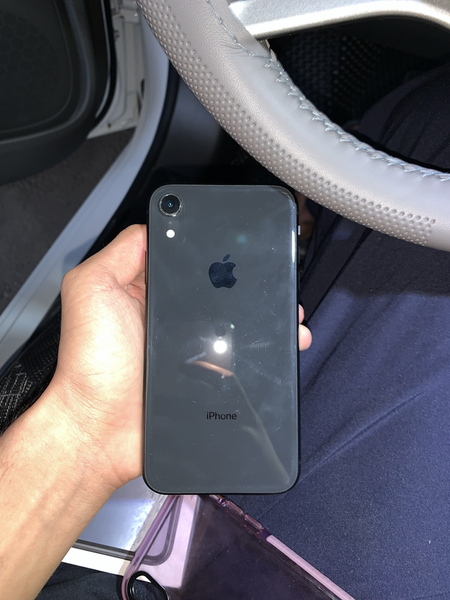 iphone xr 64gb LL/A 77%