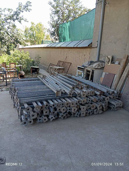 Строительный домкрат сотилади. Телескопическая стойка.