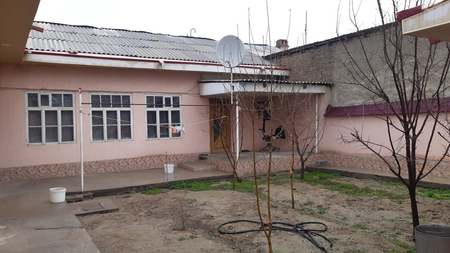 Vagzal 5-maktab yonida (agzamova) kuchasi