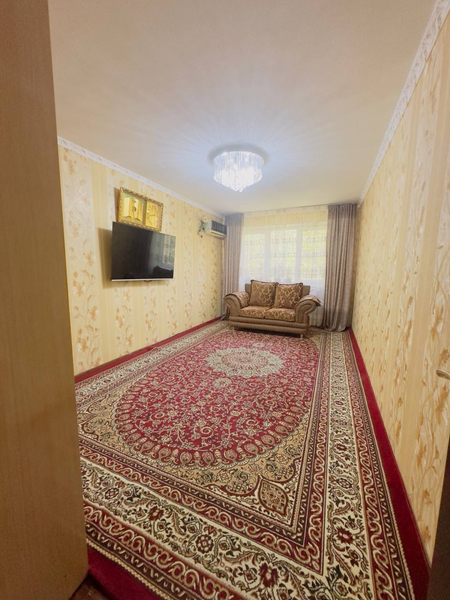 Продается 3 комнатная квартира на 2 этаже в Мархабо ориентир 14 школа