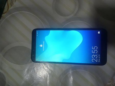 Telefon sotiladi huawei