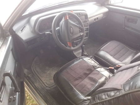 Lada 2113 sotiladi
