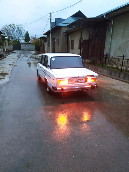 Jiguli sotiladi xolati yaxshi metani bor