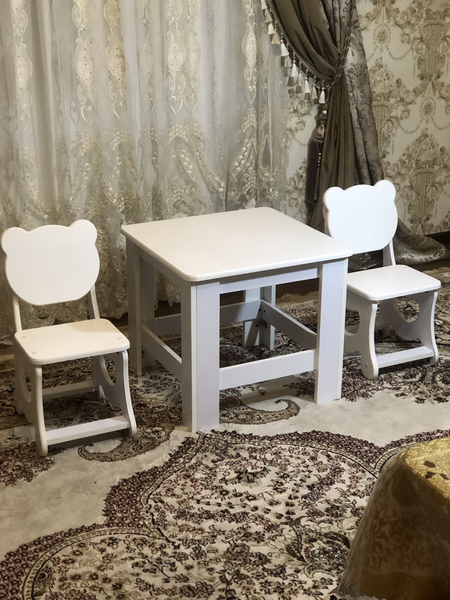 Kravat detskiy sehdan primoy