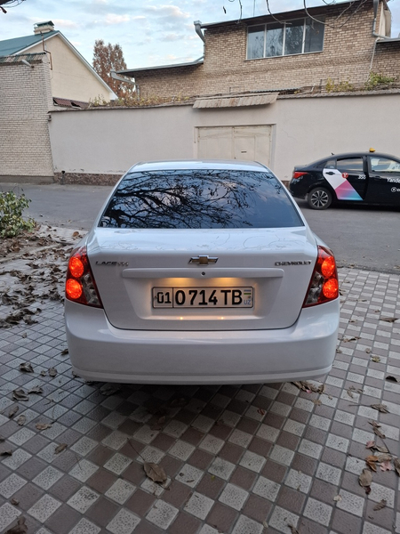 Lacetti 2013 1.8 Mehanika sotiladi