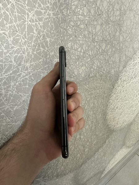 IPhone X holati zor,hamma joyi ishliydi!