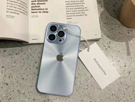 Чехлы на iPhone 15 pro max