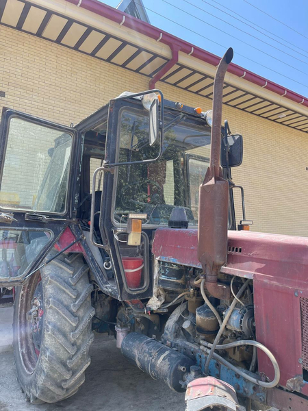 Mtz 80.1 sotiladi