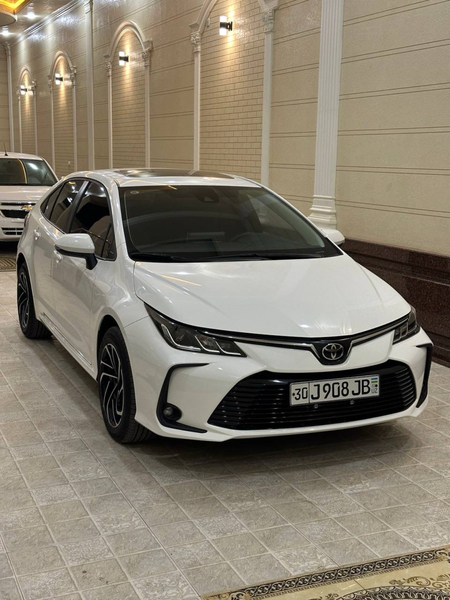 Tayota carolla sotiladi 2023
