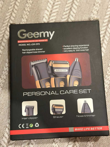 Машинки для стрижки и триммеры Geemy GM-595