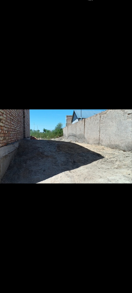 Угловой 2 х этаж Уй сатылады