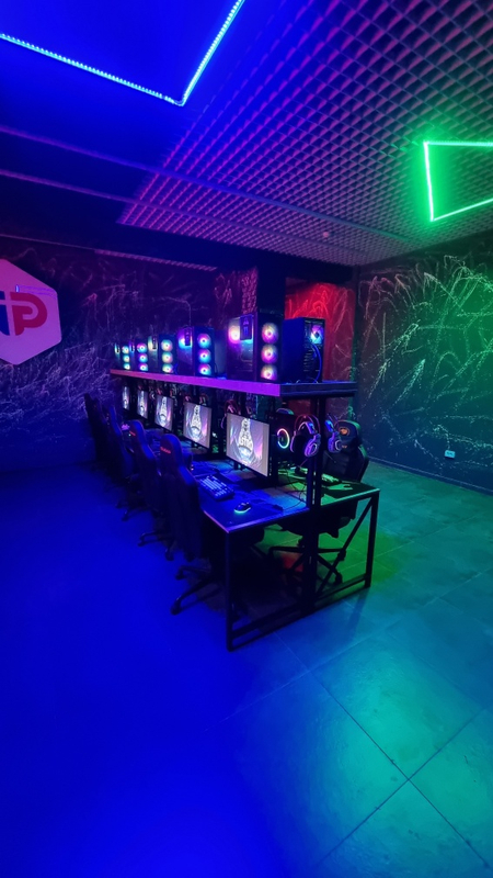 Tayyor Biznes Sotiladi Game Club 50ta kompyuter