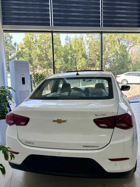 Chevrolet onix premier 1 xalol nasiyaga 10%