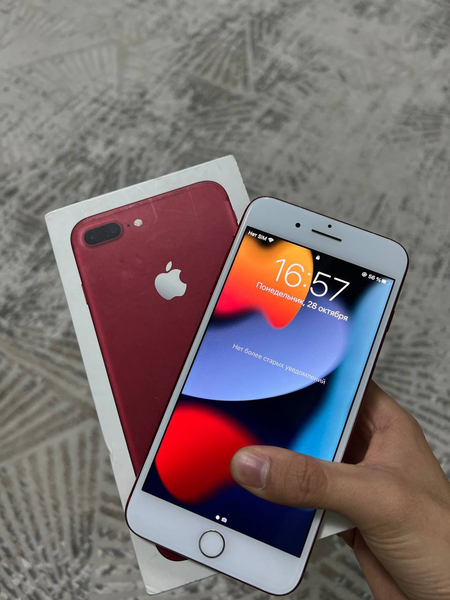 iPhone 7+  RED PRODUCT 256