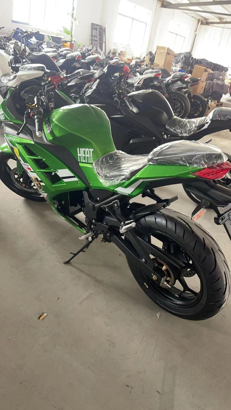 Электрический мотоцикл. Китай. Копия Kawasaki Ninja.