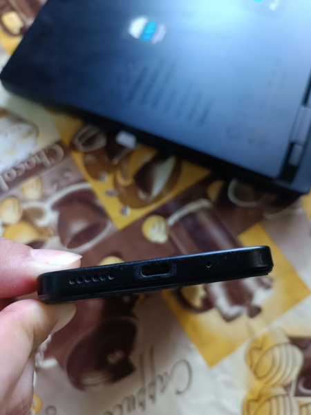 Xiaomi RedMi 12 256/8+8 с расширением