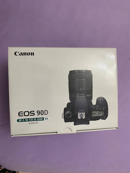 Продается Canon EOS 90D