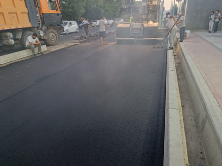 asfalt QILISH xizmati Sifatli kafolat beramiz Tog'ri asfalt zavoddan