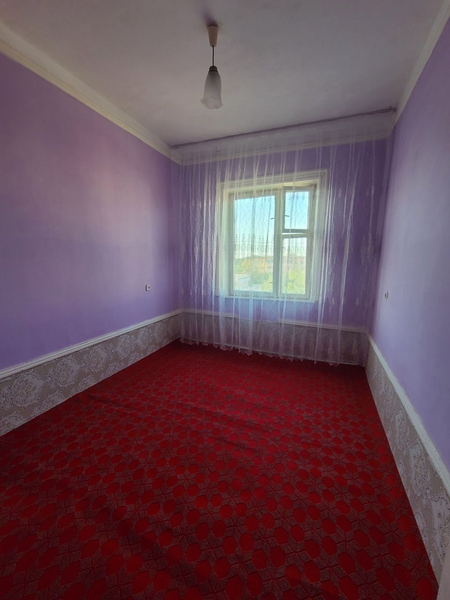 4xonali dom sotiladi