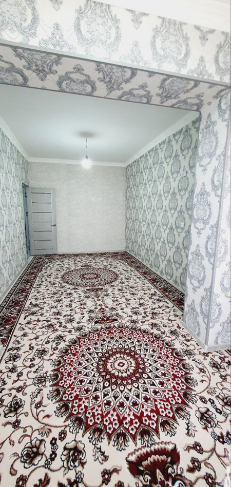 Fayzli 3 xonali uy sotiladi Garden Housni orqasida