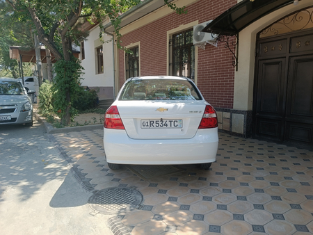 Nexia3 sotiladi,