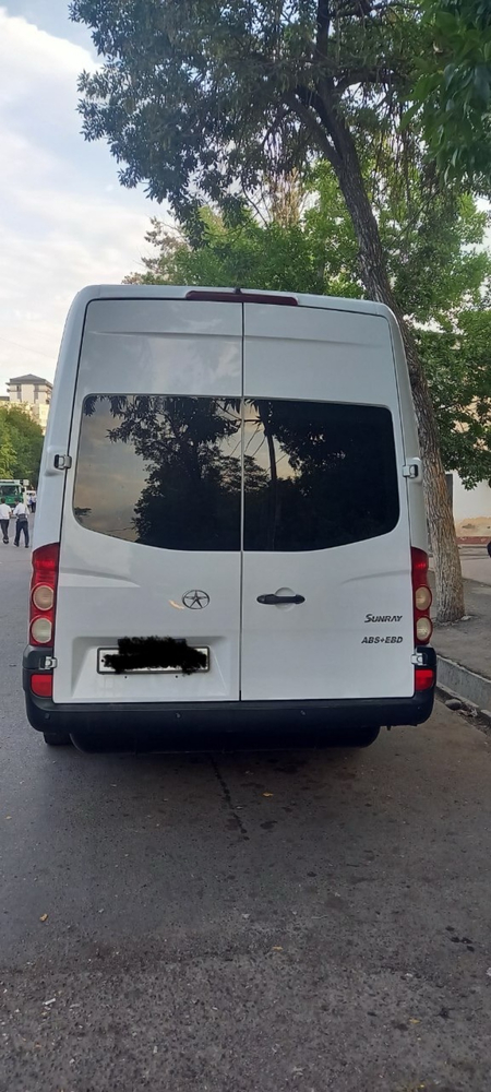 Mikroavtobus Jac sotiladi srochna