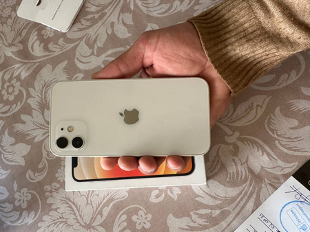 Iphone 12 64 sotiladi