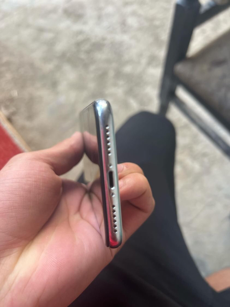 iphone x 64 g 82
