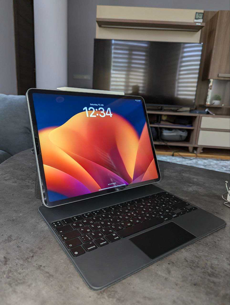 iPad Pro M1 256GB Wifi, Magic Keyboard, стилус