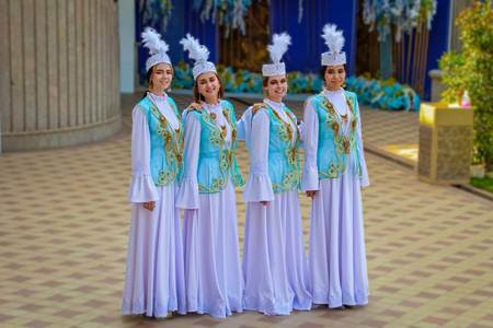 Хостес девочки! Встреча гостей