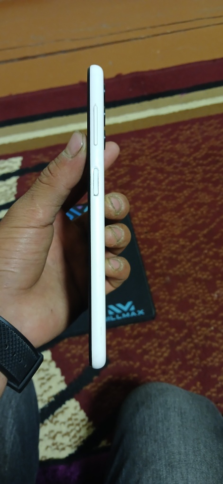 Samsung A13 kafolati bilan
