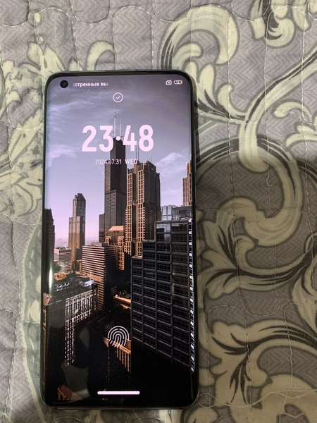 Телефон Mi 10 срочно