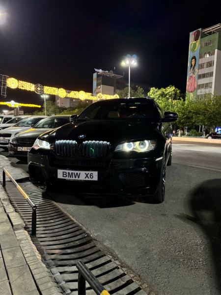 BMW X6 4,4 twin turbo