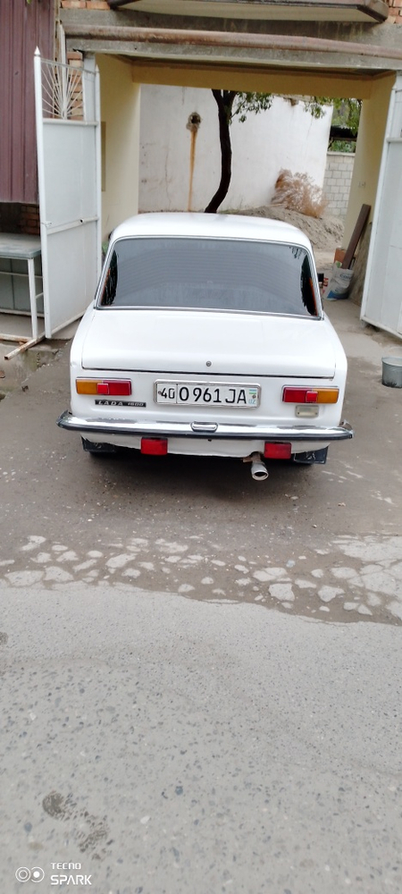 Vaz 21 11 sotladi