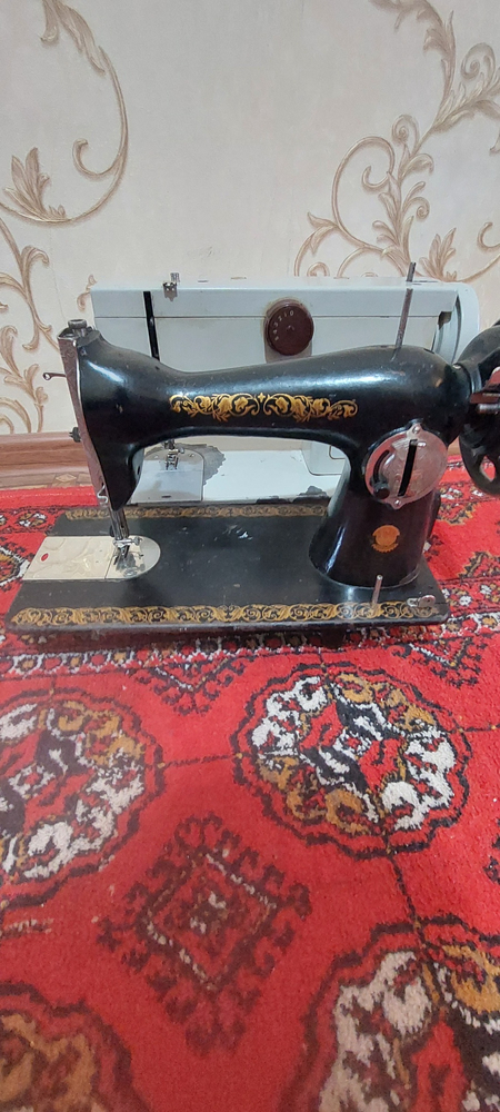 Швейная машинка хорошым состояние