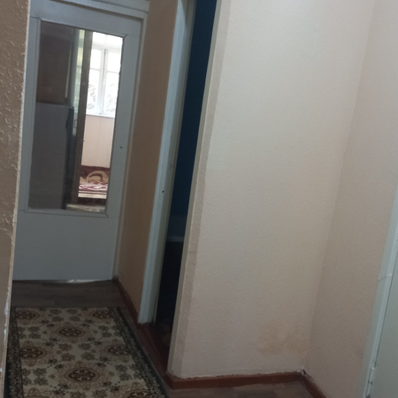 Аренда 2 ком квартира в 10 мкр 1 этаж