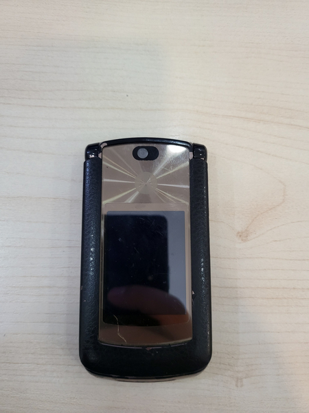 Продаётся motorola v9