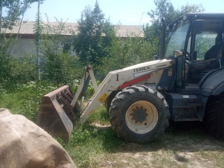 TEREX nomi angilyaniki yili 2003