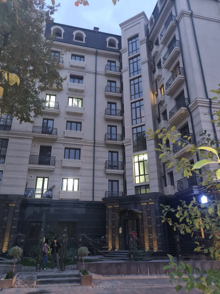 Срочна квартира каробка холатида сотилади